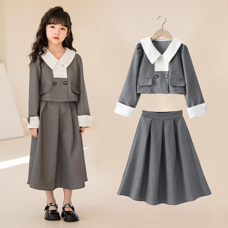 入学式 スーツ 女の子 2点セット フォーマル セットアップ ガールズ 子供服 学院風 キッズ ジャケット スカート 制服 春 入学式 結婚式 発表会 カジュアル●品　番：senbao22●カラー：グレー●サイズ：120cm、130cm 、...