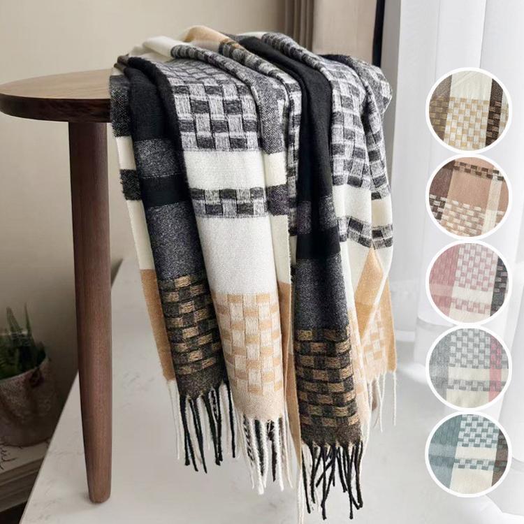マフラー カシミヤ タッチ チェック柄 肩掛け ショール レディース メンズ 秋冬 防寒 大判 200x65cm[素材]100％ポリエステル[原産国]　中国※画像の商品はサンプルです。実際の商品とは仕様?加工?サイズ?素材が若干異なる場合が...