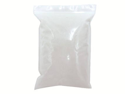ホワイト 500g 粒子サイズ0.3mm 簡易説明書付き 塗装や装飾に使えるラメパウダーです。 500g入りでたっぷり使えます。チャック袋入りなので、残った分はそのまま保存できます。 衛生検査をしておりませんので皮膚に直接塗布する使い方は避...