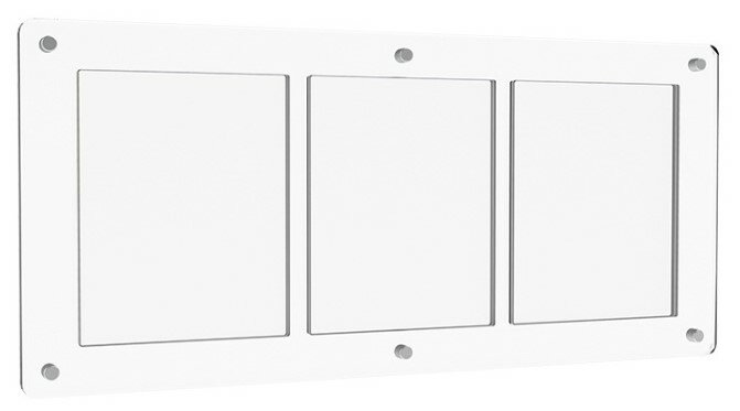 一般的なサイズのトレーディングカードが収納可能です。 3連タイプ　全体サイズ 横:239mm×縦:117mm×厚さ:9mm カード収納部サイズ：66mm×91mm×1.5mm この展示ケースを立てるためのスタンドは付属しておりません。 トー...