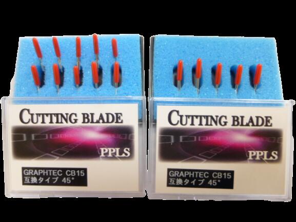 【仕様】 ・グラフテック 純正カッターホルダー 現行モデルのPHP33-CB15N-HSにて正常にセットできることを確認済 ・材質：超硬刃(非常に耐久度があります) ・純正品ではありません 45°は刃先の角度です ・厚紙・高輝度反射シート・...