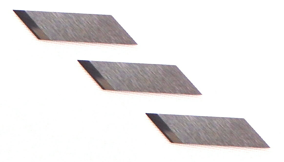 【仕様】 ・ワーク厚：2mm以下に最適です。 ・3枚入 ・SPB-0045に類似 ・比較的硬い材料のカット・直線の多いカットにおススメ。 ・【対応機種】CF/CF2全シリーズ・CFR-1220/CFS-1313 ミマキ製カッティングプロッタ...