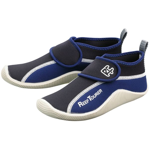 商品説明★ シンプルで機能性に優れたお子さま向けシューズ。ビーチ・岩場での足元の滑りやケガを防ぎます。お子さま一人でも履きやすい仕様になっています。スペック* サイズ展開: 15、16、17、18、19、20、21、22* 性別: ジュニア...