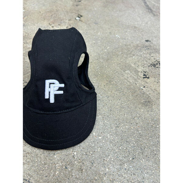 ご注文前にご確認ください※ 商品パッケージや仕様につきまして、予告なく変更されることがございます。商品説明★ 耳を出せるタイプなので頭に乗せるだけの帽子よりもしっかり被る事ができます。慣れなくてぶるぶるしてしまってもベルクロの着脱なので多少...