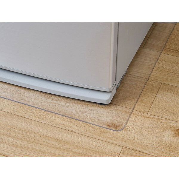 商品説明★ 床のダメージ・キズ汚れ防止に床暖房対応です。★ 安心の角丸デザイン。用途に合わせて自由にカットして使用できます。★ エッジはつまづきにくい斜めカット。ロボット掃除機もスイスイ移動可能です。スペック* 製品サイズ: 幅650×奥行...