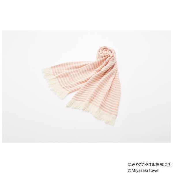 商品説明★ 横糸10mmのボーダーの上に縦糸を重ねた、柔らかな縞状のショールです。肩、腰、膝と様々な箇所を、季節を問わず多様なシーンで優しく包みます。スペック* サイズ：180×70cm* 素材・材質：綿：100%* 仕様：洗濯機：可* 写...