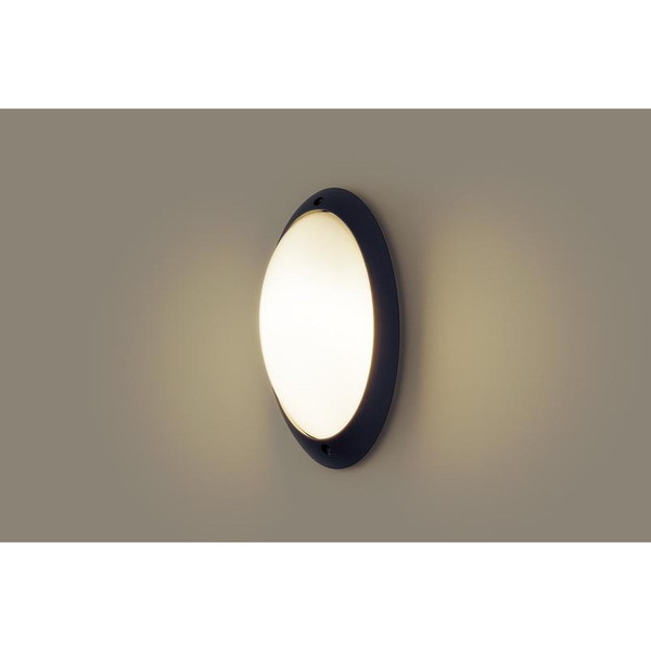 商品説明* 光源：LED電球一般電球タイプ7.4W1灯（E26）（電球色）* 色温度：2700K* 光源寿命：40000時間（光束維持率70％）* サイズ…・幅：180mm・高：350mm・出しろ：140mm* 質量：1.8kg* 器具光束...