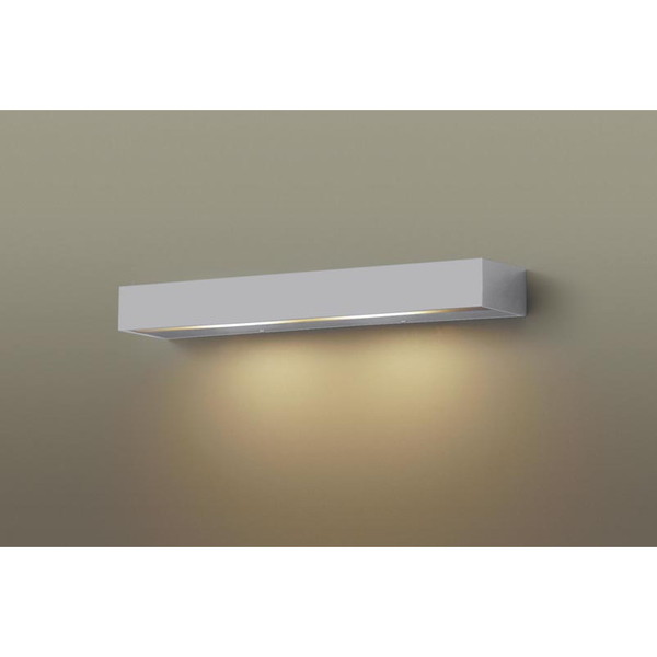 商品説明* 光源：LED（高演色・電球色タイプ）* 色温度：2700K* 光源寿命：40000時間（光束維持率70％）* サイズ…・幅：390mm・高：45mm・出しろ：88mm* 質量：1.2kg* 器具光束：17lm電圧：100V消費電...