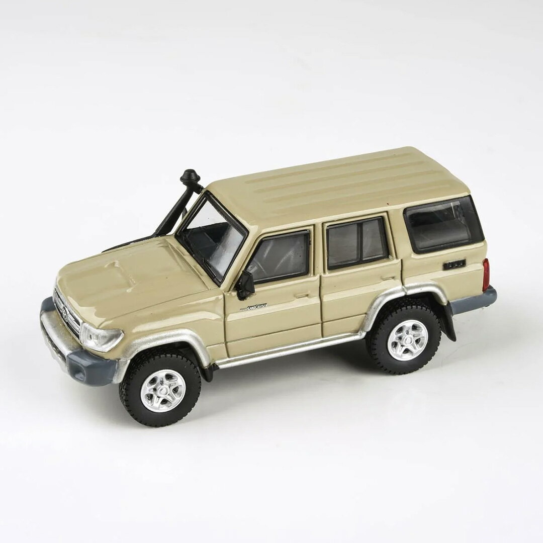 商品説明※ 商品は右ハンドル仕様になります。★ 1/64スケール塗装済み完成品ダイキャストモデル[注意事項]・対象年齢14歳以上スペック* 容量・成分・寸法・重量など: 亜鉛合金* 生産国: 中国