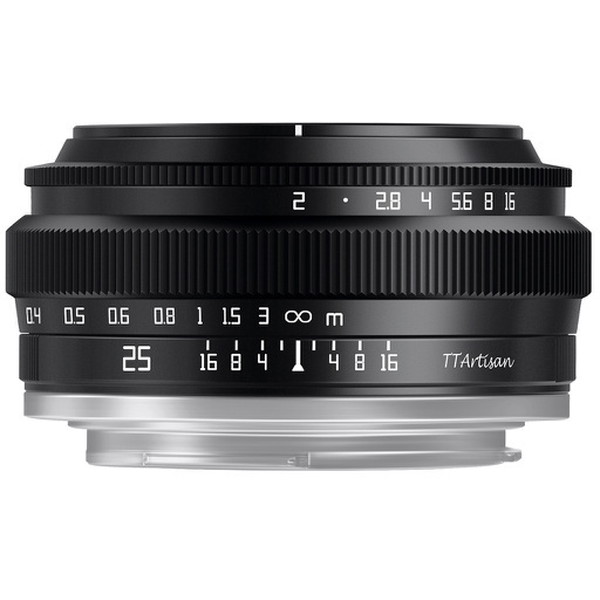 商品説明★ 銘匠光学(めいしょうこうがく)TTArtisan(ティーティーアーティザン)25mm f/2 Cは、APS-Cセンサー対応の準広角単焦点レンズです。★ 自由に持ち運べるコンパクトサイズと開放F2の性能を両立し、背景をなめらかにぼ...