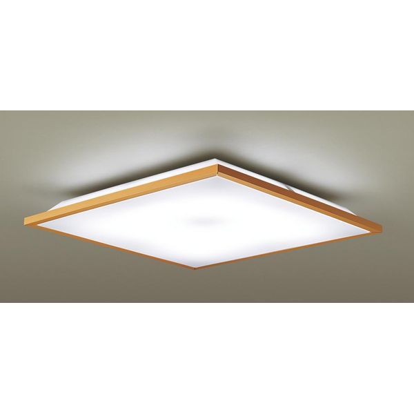 スペック[光源]* LED(昼光色6500K・Ra83/電球色2700K・Ra83)* 色温度: 6500 K* 光源寿命40000時間(光束維持率70%)[寸法・質量]* 幅: □660 mm* 高: 107 mm* 質量: 3.7 kg...