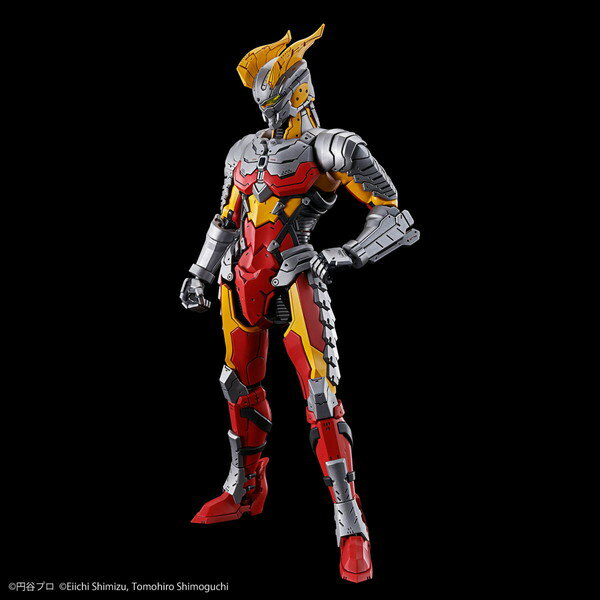 商品説明★ 清水栄一先生監修デザインのプラモデルオリジナル武装「ワイドゼロショット」が付属。★ 「ワイドゼロショット」はグリップの収納が可能。★ 腹部に複数のボールジョイントを設け、可動域をアップ。前屈や腹部のひねりに対応。★ 腹部パーツは...