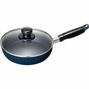 商品説明★ ふっ素加工でこびりつきにくく、お手入れもしやすい。★ ネイビーカラーで揃えたフライパン・鍋シリーズ。★ ガスコンロ・IHクッキングヒーター対応。スペック* 商品サイズ：(約)335x190x105mm* 重量：(約)740g* ...