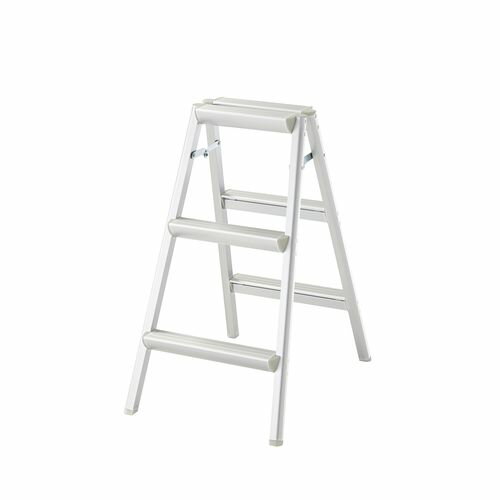 商品説明★ 家中どこでも使いやすい軽量踏台3段。スペック* 設置寸法:幅47×奥行66×高さ79cm* 収納時寸法:幅47×奥行18×高さ85cm* 質量:2.6kg* 天板寸法:25.9×16.9cm* 素材:アルミ合金* 最大使用質量:...