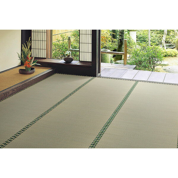 商品説明★ とにかく丈夫で、長く使える上敷きをお求めの方におすすめです。★ 織る時の経糸(たていと)が約2倍使われており、より多くのい草がうちこまれています。だから丈夫で長持ち、最高級品質なんです。★ 客間や仏間など、特別な「おもてなし」空...