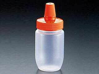 調味料ボトルの他、ハチミツ容器としてもご使用いただけます。サイズ：φ48×H111mm材質：PP容量：110cc商品コード00282399関連商品(バラ)ドレッシングボトル PP110 1点・注意事項：モニターの発色によって色が異なって見え...