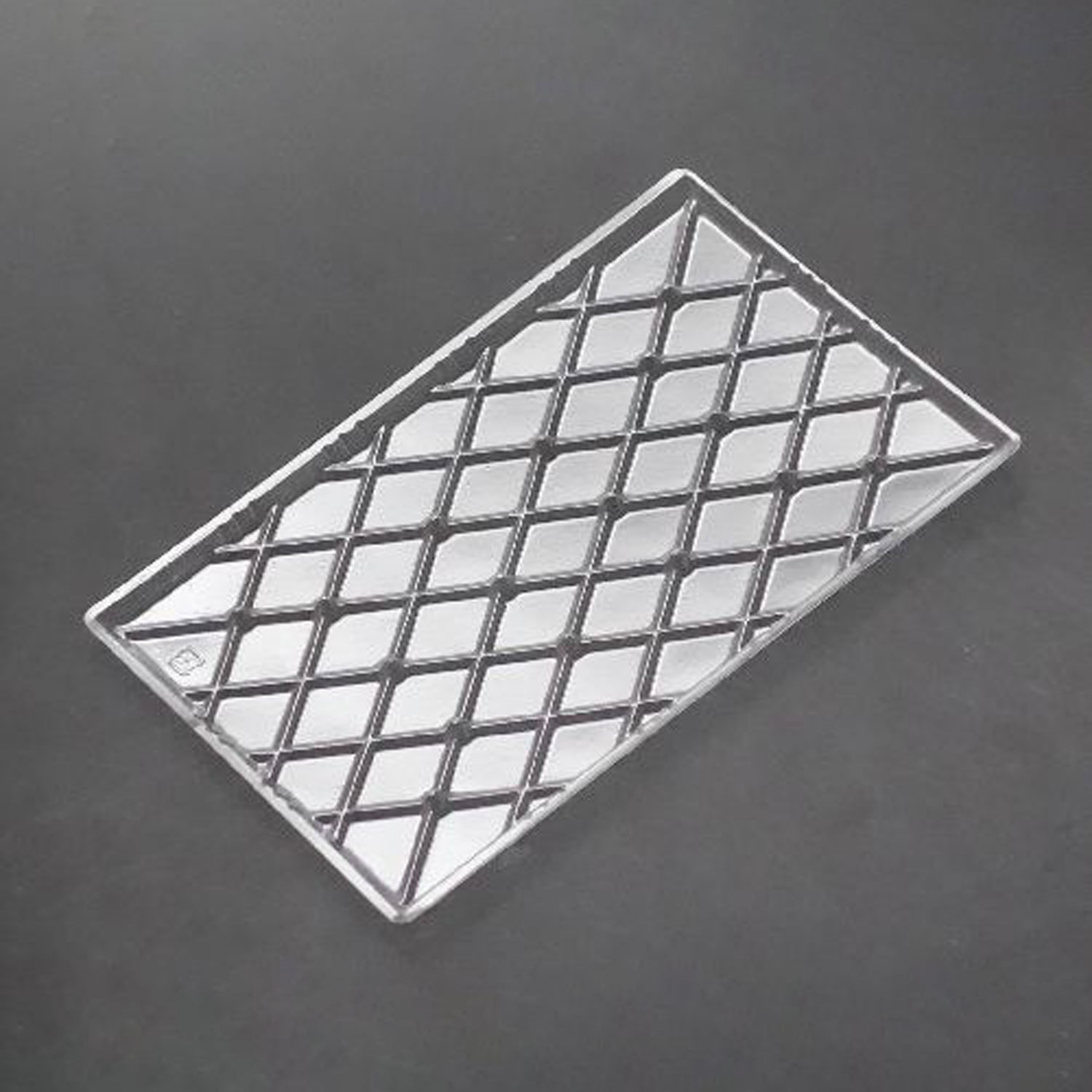 珍味を入れるのにピッタリのトレーです。サイズ：190×124×5mm／材質：OPS／重量：3.22g/色：透明商品コード00378302メーカー名廣川重量3.22g電子レンジ不可種別本体のみ関連商品(ケース)珍味トレー 珍味-D 4000点...