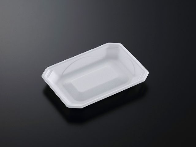 惣菜トレー。上げ底とライン適性を両立。隙間ができて、陳列しやすく手に取りやすい隅切り形状です。サイズ：178×128×22mm／材質：PSP／重量：3g商品コード00304501メーカー名中央化学重量3.00g電子レンジ不可種別本体のみ関連...