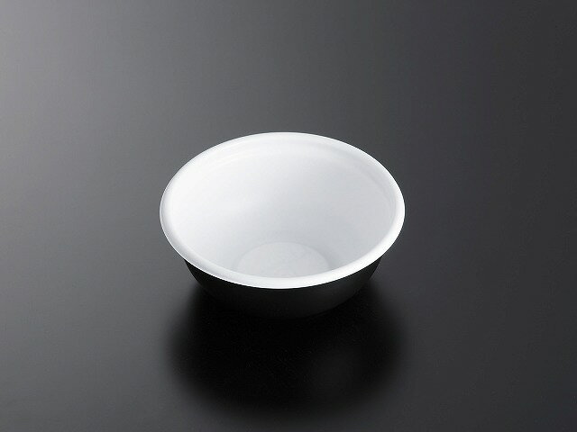 素朴なぬくもりとやさしい形の耐熱性に優れたどんぶり容器。※蓋は別売り。サイズ：φ148×57mm材質：SD重量：8g原産国／製造国：日本商品コード00339650メーカー名中央化学サイズφ148×57mm材質SD重量8.00g電子レンジ不可...