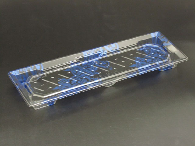 寿司にぎり横8貫用。透き通るようなはまい青の柄が、新鮮さと清涼感を演出しお寿司の価値を高めます。お寿司がずれにくいよう底面が滑りにくいデザインとなっています。植物由来のバイオPET素材の寿司容器。[耐熱温度]60度。サイズ：317×105×...