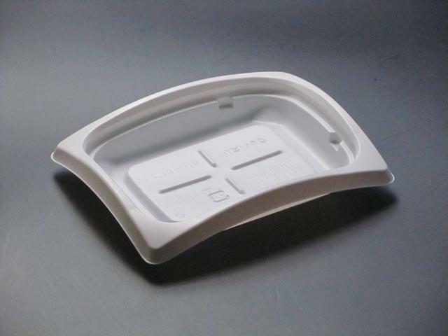 いつものお惣菜がちょっとおしゃれに魅せられます。今までにない仕切方のシンプルスタイルで新しい見栄え。本体のみ、蓋は別売りです。サイズ：127×105×23mm材質：バイオマスプラ重量：6g商品コード00508557メーカー名リスパックサイズ...