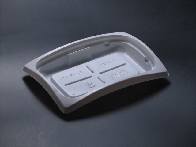 いつものお惣菜がちょっとおしゃれに魅せられます。今までにない仕切方のシンプルスタイルで新しい見栄え。本体のみ、蓋は別売りです。サイズ：150×105×23mm材質：バイオマスプラ重量：7g商品コード00508559メーカー名リスパックサイズ...