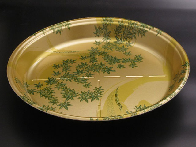 十文字の盛り付け目安付き丸桶。絢爛豪華な金に赤身が映える緑をアクセントに。本体のみ、蓋は別売りです。サイズ：400×400×45mm材質：PSP重量：43g商品コード00534764メーカー名リスパックサイズ400×400×45mm材質PS...