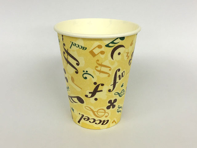 断熱性発泡性コップ。ホットドリンクに最適。紙コップの表面に特殊な発泡層を施した断熱コップです。蓋は別売り。サイズ：口径72.6×高さ86.8×底径47.7mm材質：紙容量：約211ml商品コード00200177メーカー名東罐興業重量6.00...