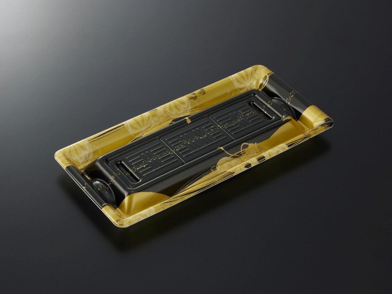 高い盛け位置でボリューム訴求出来る容器です。サイズ：243×117×18mm／材質：PSP／重量：4.3g商品コード00379778メーカー名中央化学重量4.30g電子レンジ不可種別本体のみ対応蓋（別売）輝咲 24-12 蓋 (CAPG)関...