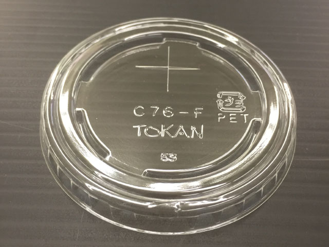 蓋のみです。※本体は別売り。サイズ：嵌合径φ76.4mm材質：PET商品コード00400248メーカー名東罐興業重量2.00g種別蓋のみ対応付属品（別売）紙コップ SCV-275P DCシャレ-ド 東罐興業関連商品(ケース)SCM-275-...