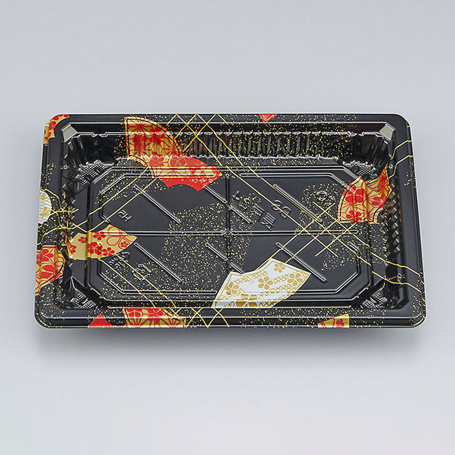 寿司8貫用。耐熱素材で様々な需要にお応えする汎用寿司容器。電子レンジ対応(寿司だけでなく一品料理やおこわ等のメニューにも対応)。安定した積み重ね。底面に盛付け目安ラインを設けているため作業効率UP。(※BS長戸35を除く)寿司、巻寿司、助六...