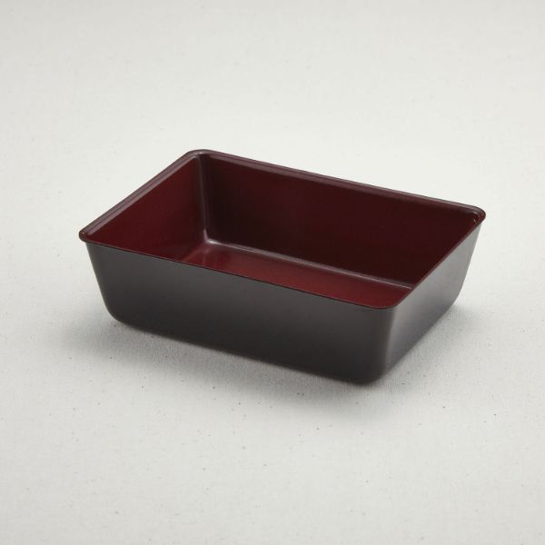 利便性と丈夫さ美しさがポイントのお弁当容器です。サイズ：115×156×46mm材質：PSP+PSラミ重量：6.2g容量：560ml商品コード00609153メーカー名青葉紙業サイズ115×156×46mm材質PSP+PSラミ重量6.20g...