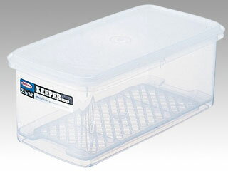 Lustro WareKKEEPER。鮮度をシッカリ保ち、美味しさ長持ち。長く愛されている、シール容器のベストセラー。適度の湿り気が必要なもの、湿気を嫌うもの、どちらの要求も満たす優れた密封性を持っています。違うサイズのキーパーを重ねてもぴ...