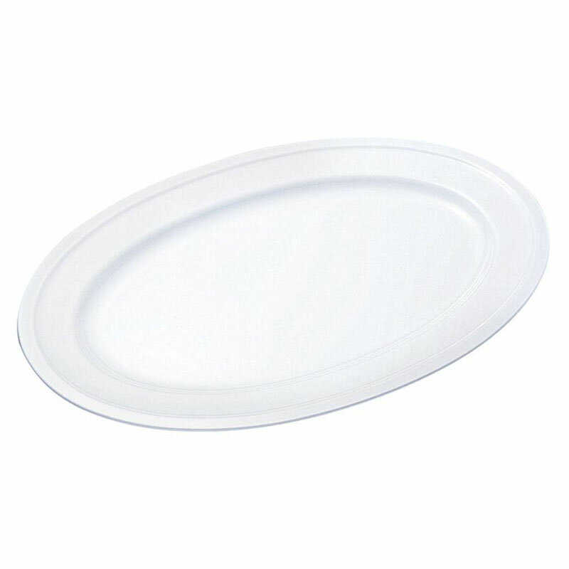 洗練されたフォルムはお料理を引きたてつつ、スタイリッシュな空間を演出します。介護施設や病院、学校給食で定番のメラミン食器。業務用に適した、強度が魅力です。[品番]320004。サイズ：455×310×H24mm材質：メラミン樹脂商品コード0...