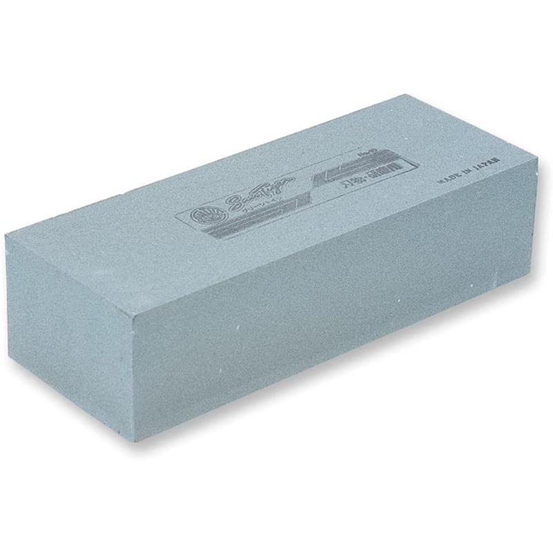 金剛砥石GCシリーズ。#220。サイズ：205×75×H50mm品番：133028商品コード00493958メーカー名松永トイシサイズ205×75×H50mm関連商品(ケース)荒砥セラミック製法金剛GC角3丁掛205×75 1点・注意事項：...