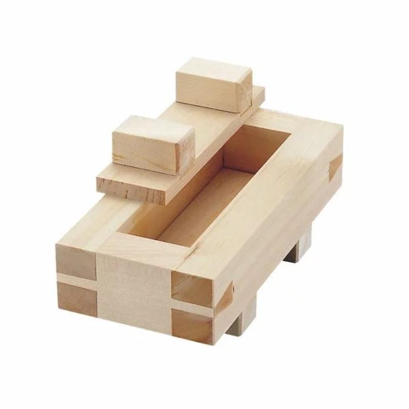 押し寿司作りに。サイズ：180×55×50mm材質：桧材品番：059002商品コード00494831メーカー名ヤマコーサイズ180×55×50mm材質桧材関連商品(ケース)檜 押型 さば寿司 1点・注意事項：モニターの発色によって色が異なっ...