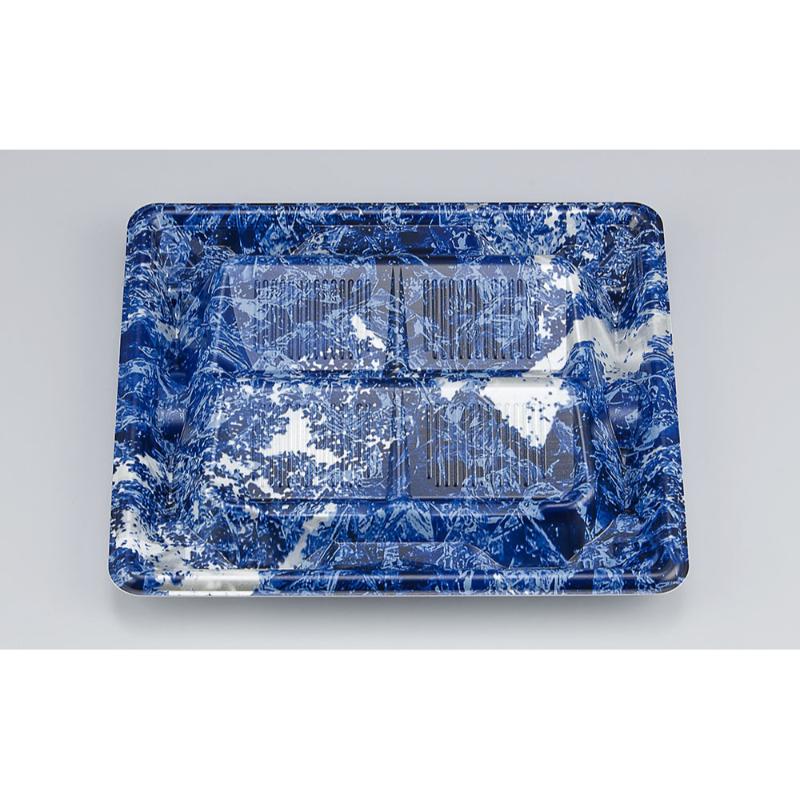 傾斜のついた刺身用容器です。サイズ：193×168×17mm材質：SF重量：8gメーカーシリーズ名：SF冴盛段商品コード00705693メーカー名シーピー化成サイズ193×168×17mm材質SF重量8.00g電子レンジ不可種別本体のみ対応...