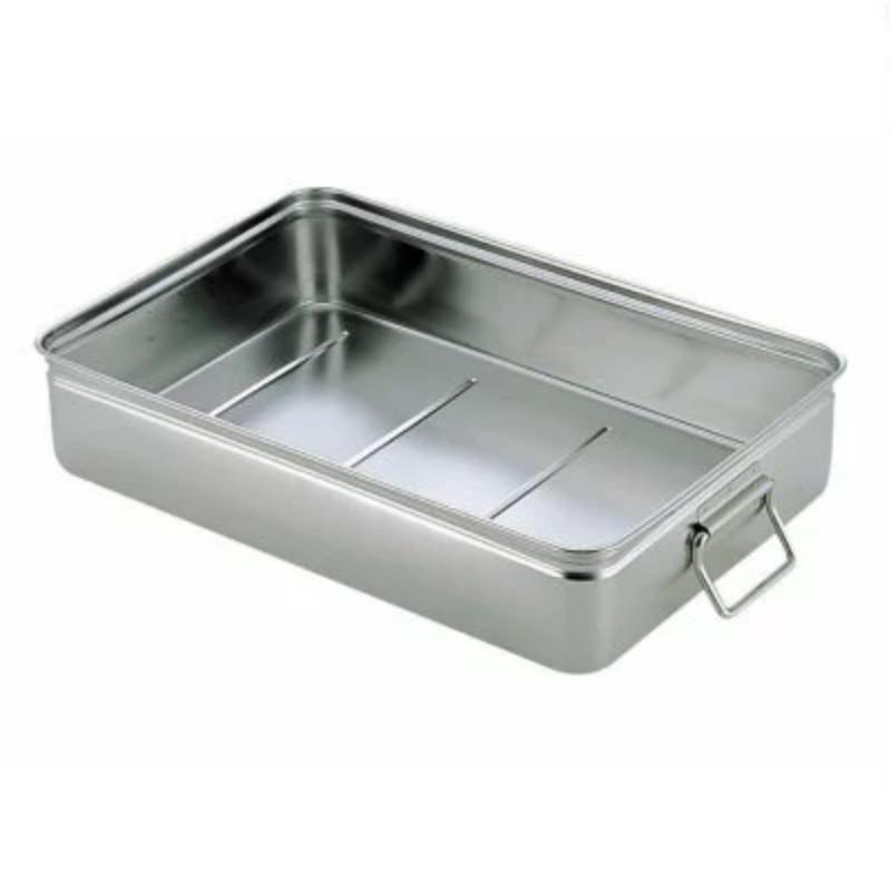 燕三条製丈夫な18-8ステンレス製。サイズ：外寸655×440×90mm材質：18-8ステンレス品番：026068商品コード00468192サイズ外寸655×440×90mm材質18-8ステンレス種別本体のみ関連商品(ケース)AG 18-8...