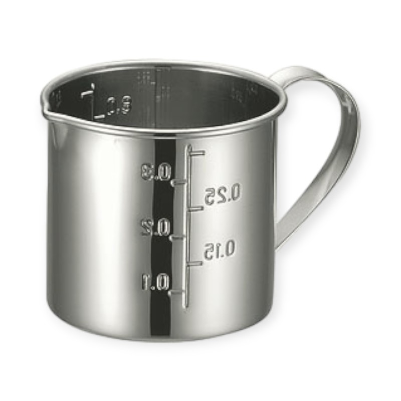 丈夫な18-8ステンレス製。見やすい目盛付き。材質：18-8ステンレス品番：036047商品コード00489029材質18-8ステンレス関連商品(ケース)KO 18-8口付計量カップ 14cm 1枚・注意事項：モニターの発色によって色が異な...