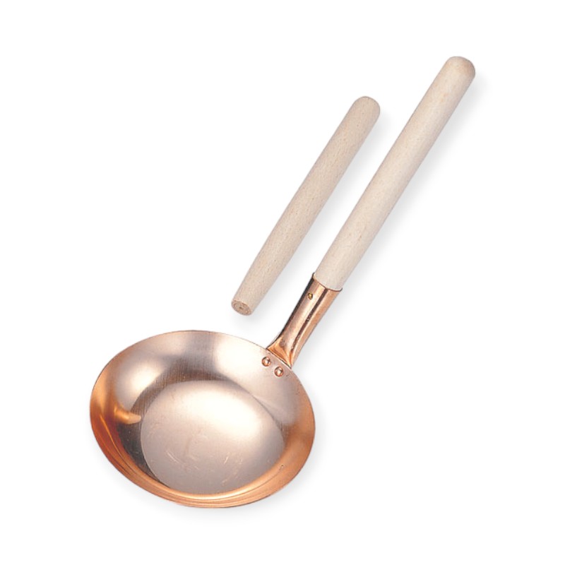 昔ながらの銅製カルメラ焼。サイズ：φ103×170mm材質：[本体]銅、[柄]天然木メーカー品番：339077商品コード00508939サイズφ103×170mm材質[本体]銅、[柄]天然木関連商品(ケース)kan 銅カルメラ焼 1点・注意...