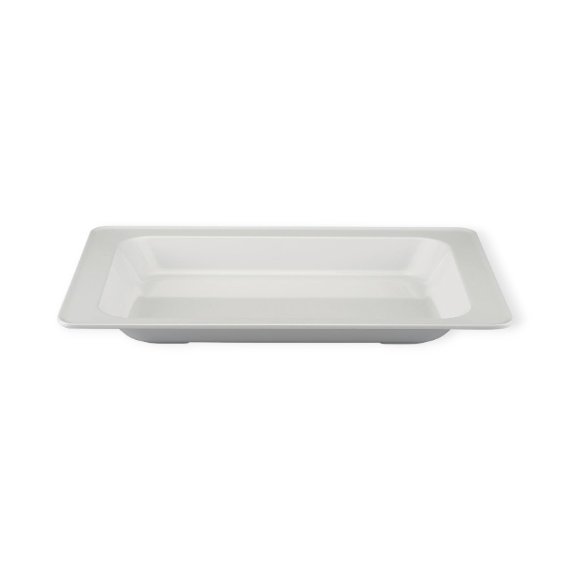 チューフィングディッシュフードパン。陶器に比べて使いやすい。軽量。割れにくい。料理が冷めにくい。スタック性抜群。食器の内側をコーティング層で包み込むことにより着色しにくく、汚れが落ちやすくなります。サイズ：534×335×H60mm材質：メ...