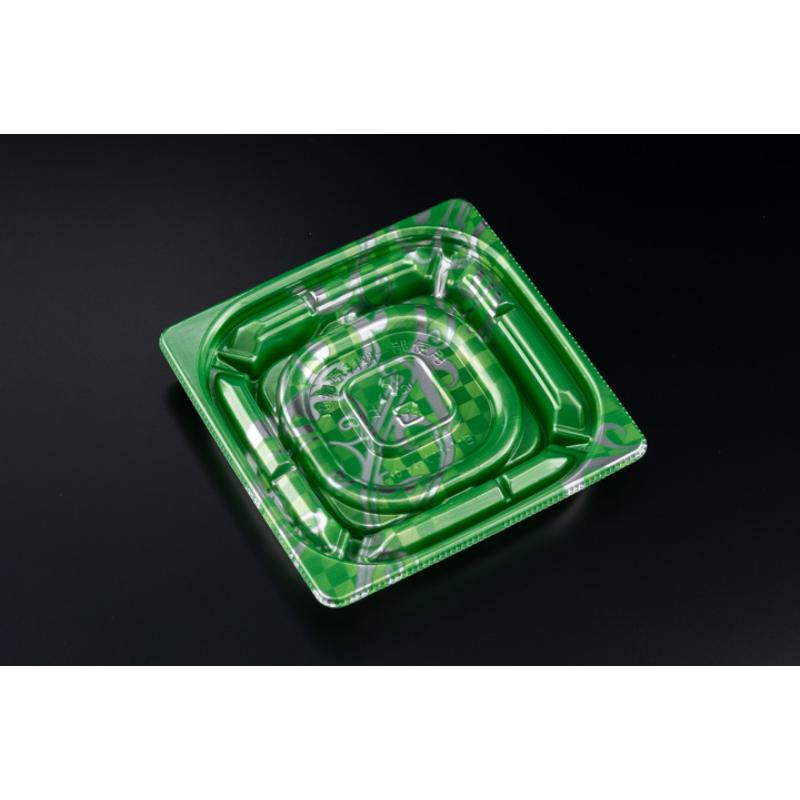 アウトパック作業にも優しい高機能惣菜容器。環境対応素材。冷惣菜・オードブル等に。※フタは別売りです。サイズ：114×114×17mm材質：バイオPET重量：6.1g容量：80ml原産国／製造国：日本メーカーシリーズ名：バイオカップ 優枠商品...