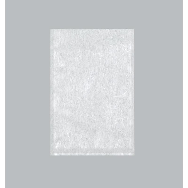 水に強く、また独特の風合いがあり、高級感・高品質感を演出します。また酸素バリア性、突刺強度、衝撃強度に優れ、ヒートシール性が良好で、真空包装・水物包装での耐ピンホール性が抜群です。開封性をよくするため、V型ノッチ加工されています。用途：農産...