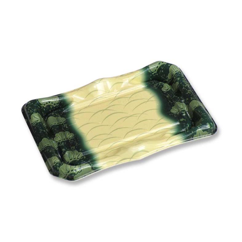 重厚感のある浅型の本体に、スッキリとした高蓋の組み合わせが、美しい盛付けをサポート。本体はマイルドフォームで耐熱温度は95℃。蓋別売り。サイズ：215×146×24mm材質：PSP重量：5.9g原産国／製造国：日本品番：48303耐熱温度：...