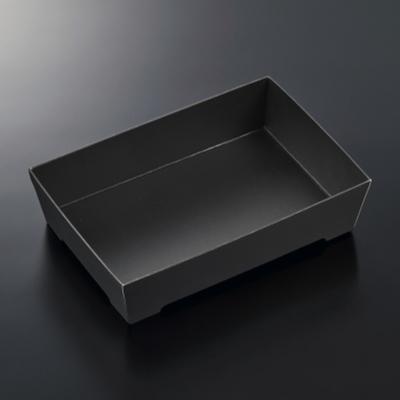 積み重ね可能なecoな紙製寿司容器。紙の質感を生かしたシンプルなデザインで食材を上品に華やかに見せます。※蓋は別売り。サイズ：174×118×43mm材質：紙重量：21g原産国／製造国：中国品番：183160商品コード00778733メーカ...