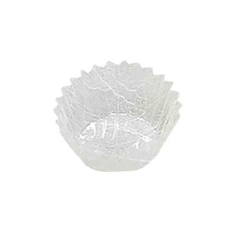 日本製のおかずカップ(ケース)です。仕切容器として、料理を美しく味移りなく盛り付けられます。耐熱性があり(約180℃)、電子レンジやオーブンでもお使いいただけます。5号は底部の直径約35mmと小さいので、漬物など少量の盛り付けや一口サイズの...