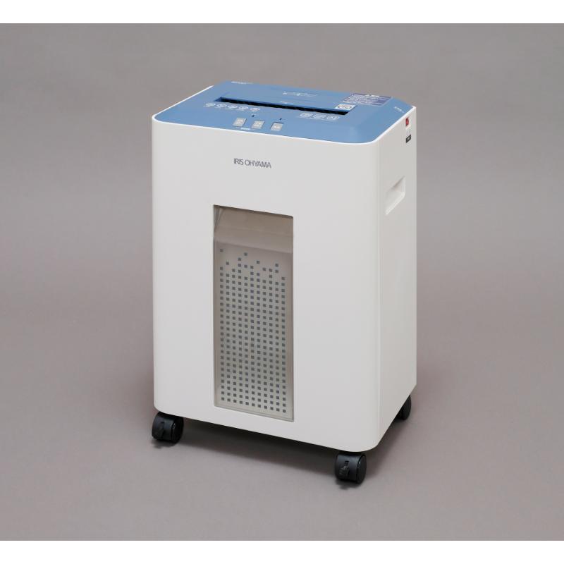 一度にA4コピー用紙を最大16枚細断できるオフィスシュレッダーです。CD/DVD/プラスチックカードも細断できます。移動に便利なキャスター付きです。オートリバース機能/紙を斜めに投入したり、細断能力以上の紙を投入すると自動で逆転し、運転を停...