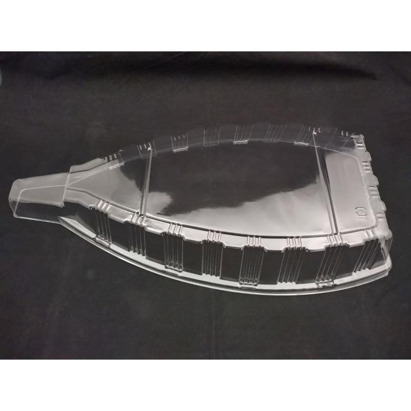 錦舟(中)専用のフタです。※本体別売。サイズ：485×205×60mm材質：OPS重量：32.8g原産国／製造国：日本商品コード00804074メーカー名ニシキサイズ485×205×60mm材質OPS重量32.80g電子レンジ不可種別蓋のみ...