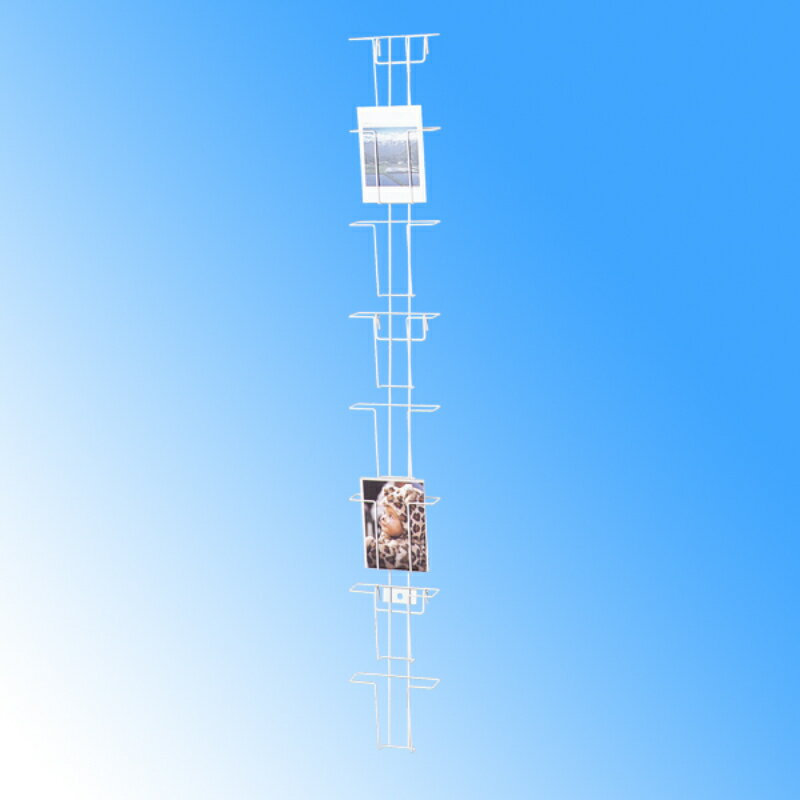 気軽に装着できる、とても便利な引掛式です。1段につき、タテ向きにカードが約15枚入ります。耐荷重：2kg。サイズ：160×42×1200mm、[内寸]W150×D34×H90mm材質：スチール重量：1kg原産国／製造国：日本商品コード008...