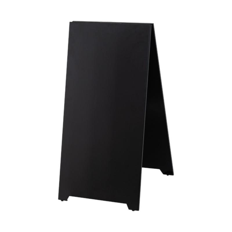 屋外で使用できるシンプルなスチール製のメッセージスタンドです。サイズ：[外寸サイズ]W36×D30・35×H70cm、[有効画面寸]W36×H68cm材質：スチール黒塗装重量：6.1kg原産国／製造国：中国商品コード00806409メーカー...